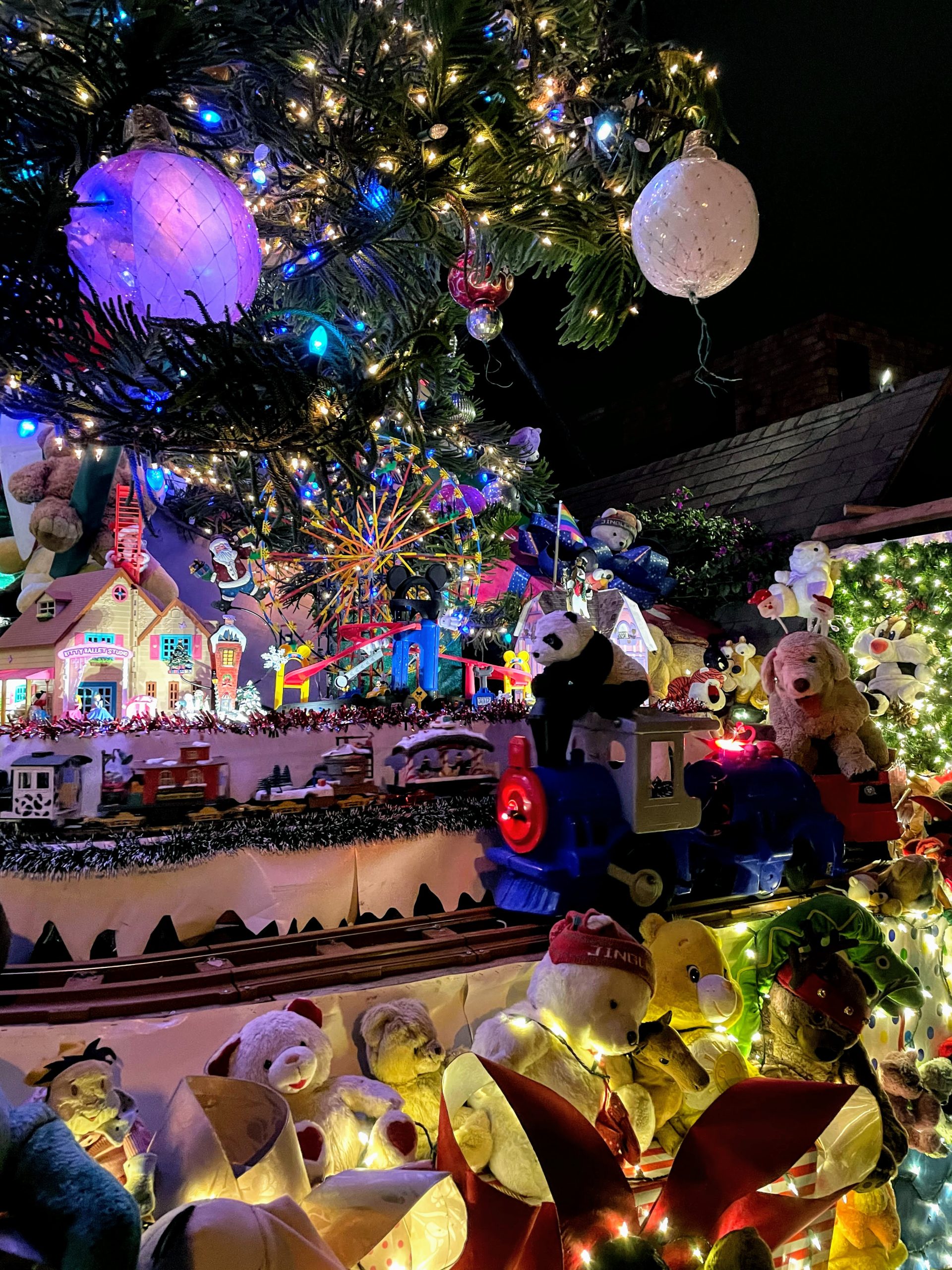 Holiday Lights in the Bay Area: 20+ Magical Displays you need to visit ...